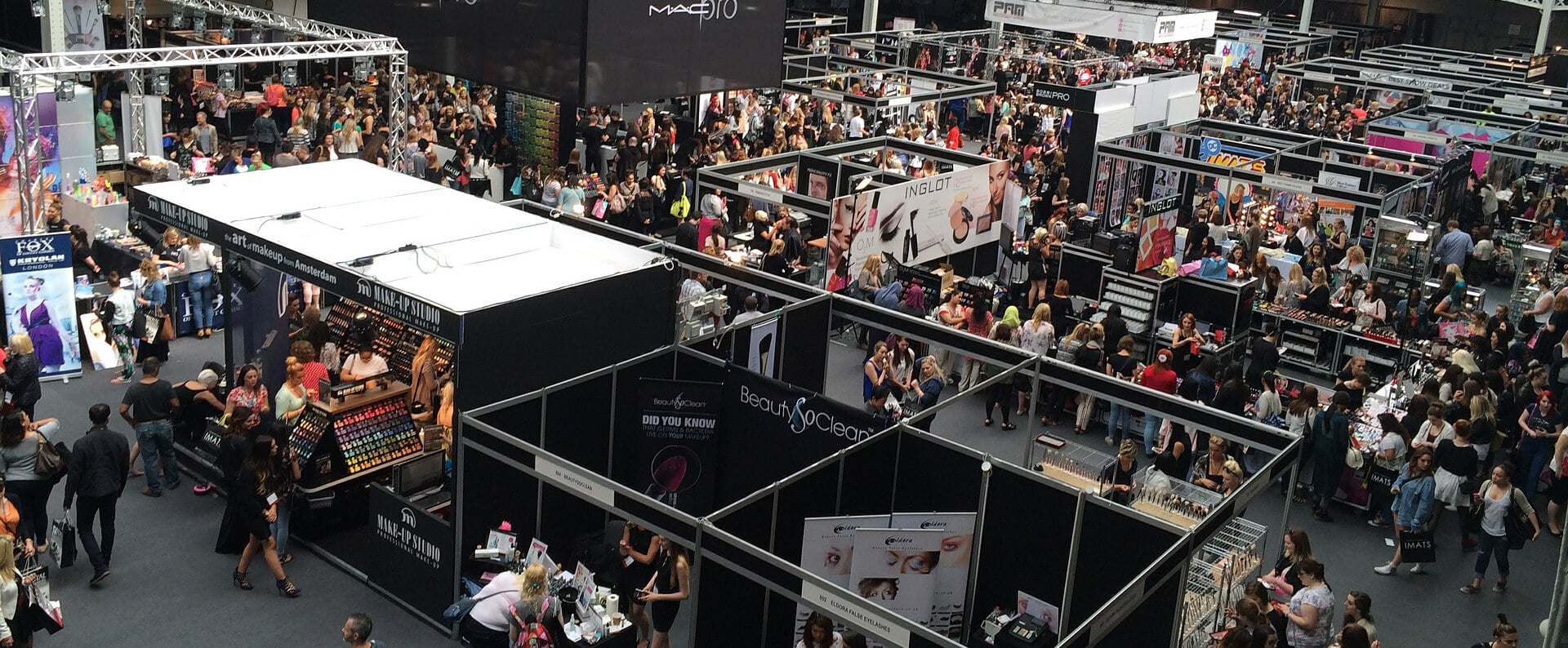 How to Rock the Trade Show and Expo Circuit | QSD Curtains